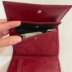 Tupperware | Bags | New Suede Trifold Wallet With Tupperware Fountain ...